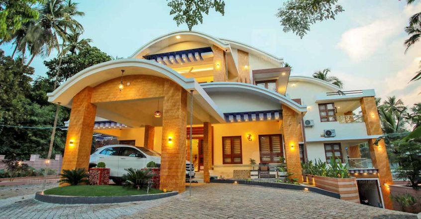 This landmark 12000 sqft mansion in Vadakara is a spectacle to watch ...