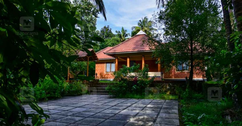 Rs 30 lakh house amid nature in Thrissur that's winning hearts ...