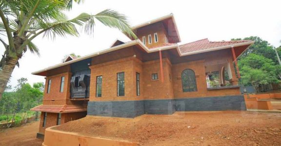 With modern interiors this traditional mud house in Malappuram is a ...