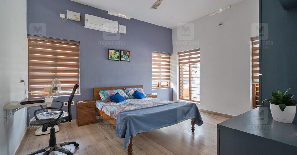 This single storey Athani house exudes the classy elegance of colonial ...