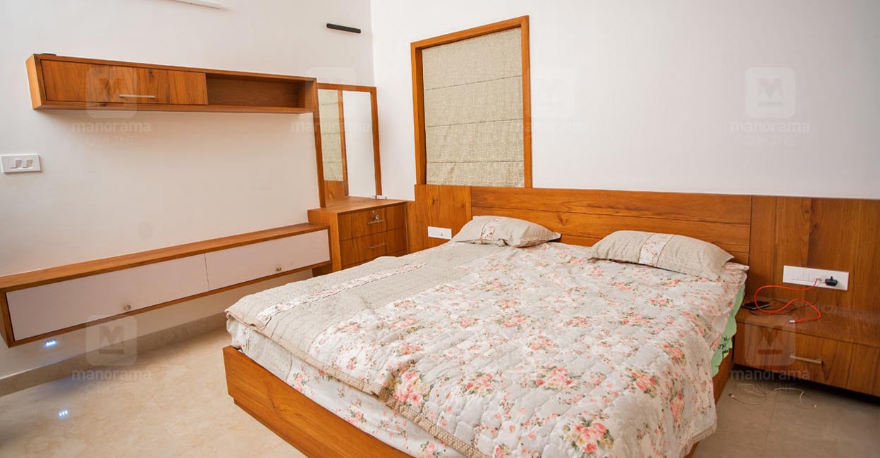 This minimal Kuttiady house impresses with unique designs and facilities