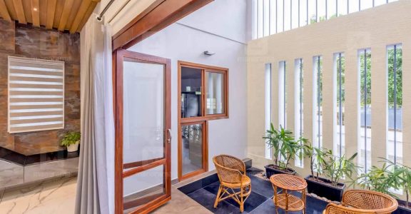 Modern Aluva house impresses with state-of-the-art technology and chic ...