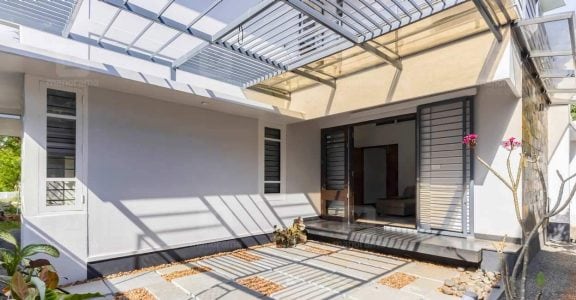 Modern Aluva house impresses with state-of-the-art technology and chic ...