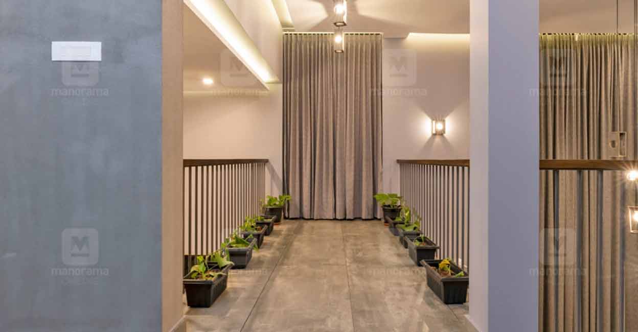 Rustic themed house in Tirur impresses with unique designer features ...
