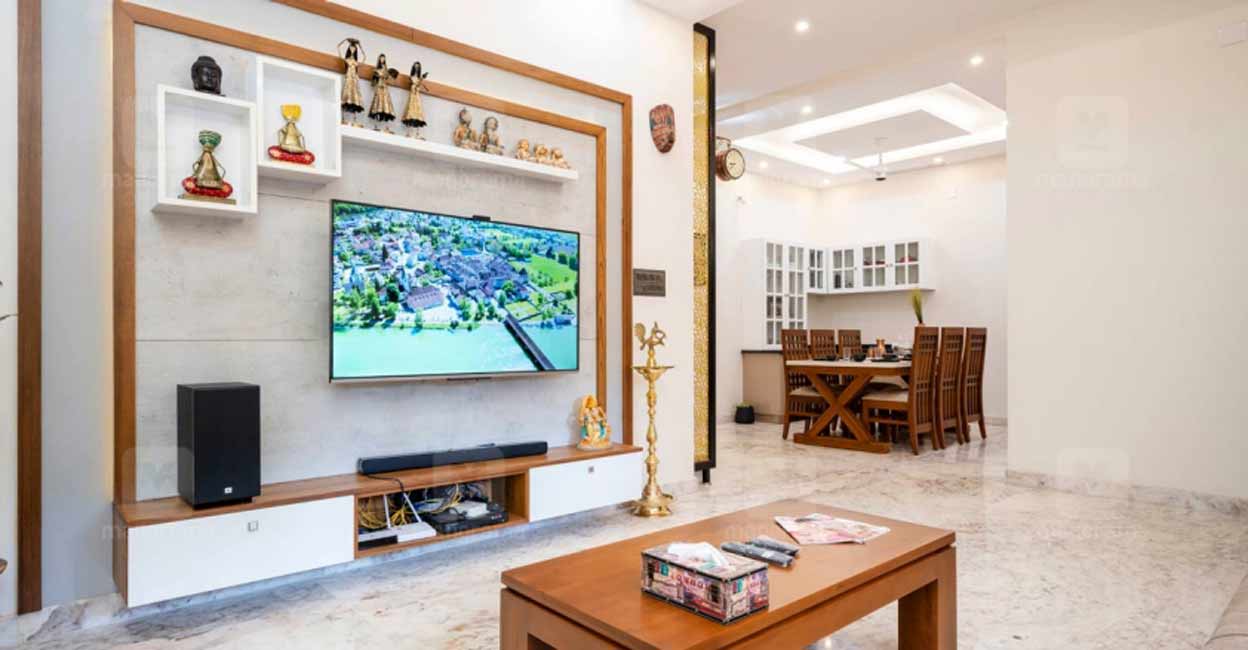 NRI family in Kalyasseri sees their awesome house first on housewarming ...
