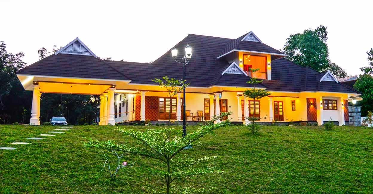 An elaborate dream comes true on a pristine mound in Ponkunnam ...