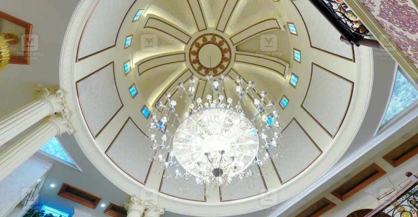 Heaven on earth? This palatial mansion is a landmark in Kaipattoor ...