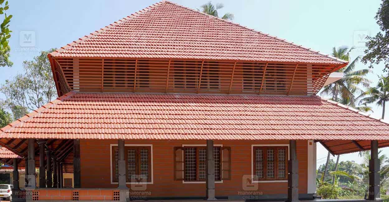 Magnificent Kerala-style home where teachers couple dreamed to spend ...