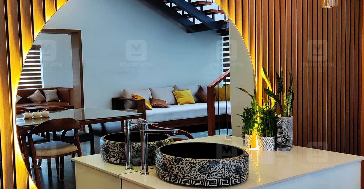 This beautiful fusion house in Ollur celebrates multiple architectural ...