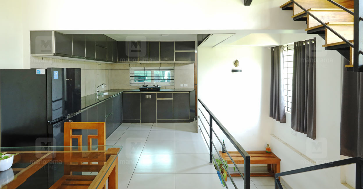 Brilliant plan, chic design; this 3-storey house in Payyannur will awe ...