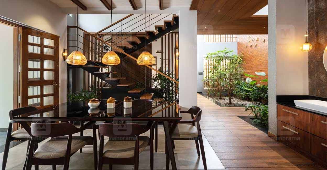 Tropical house in Payyoli amazes with simple design, green courtyards ...