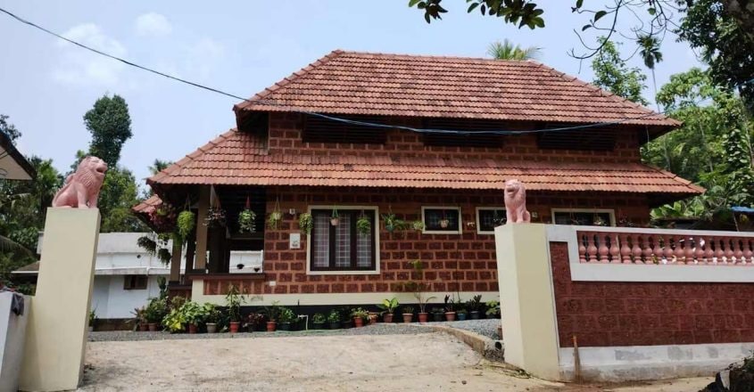 Eco-friendly and traditional, this Perumbavoor house is easy on pocket ...