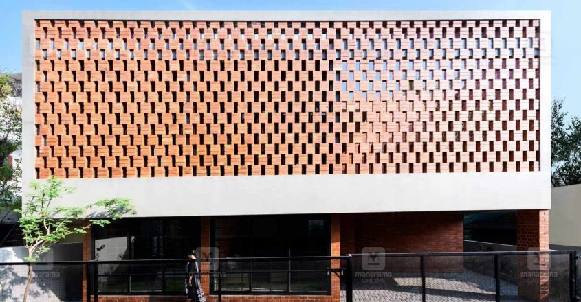 The brick-lattice frontage of this Nemom house makes it uniquely ...