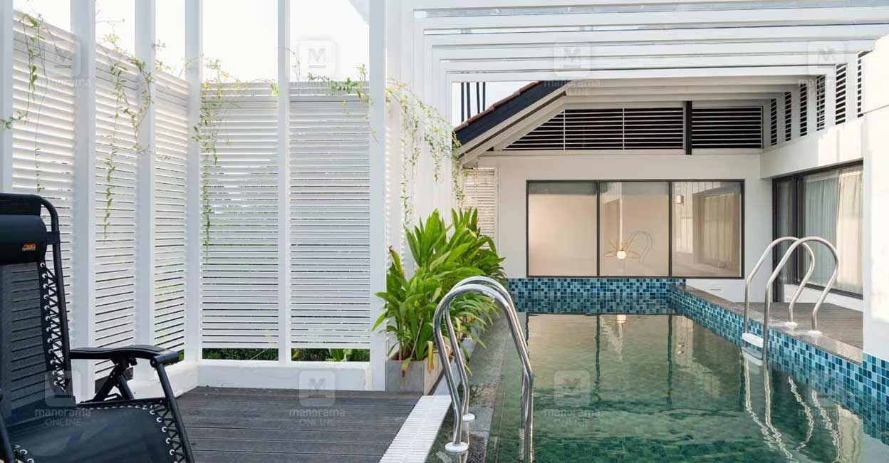 Spectacular mansion with exuberant interiors, lavish landscape is a ...