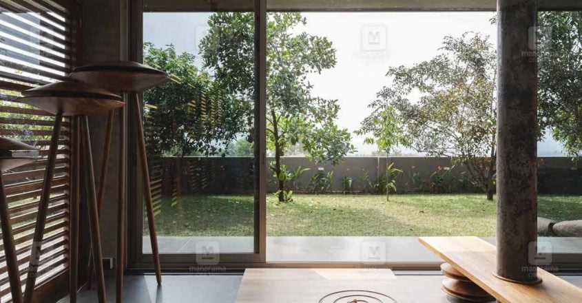 With extraordinary design, this contemporary Taliparamba house is a ...