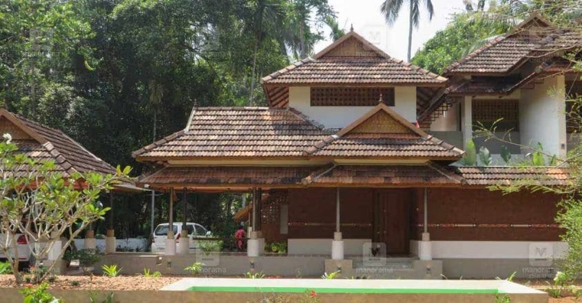 Modern Kayamkulam house exudes the classy elegance of traditional ...