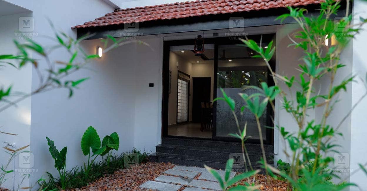 Palakkad house fusing tropical, contemporary design suits hot climate of Kerala | Lifestyle ...