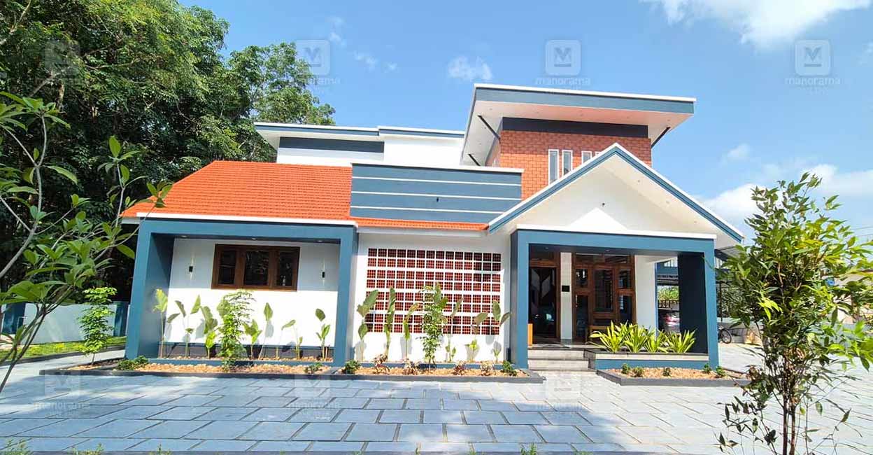 Classy interiors make this Adoor home a perfect designer abode ...