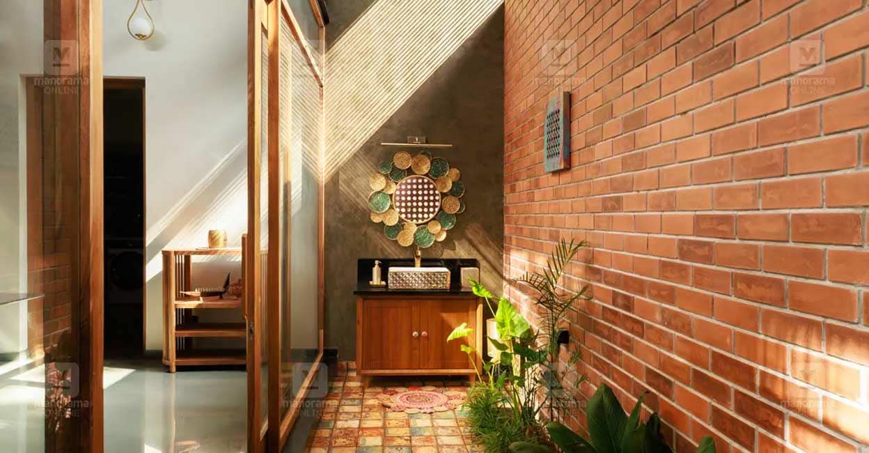 Magnificence par excellence defines this tropical house in Ponnani ...