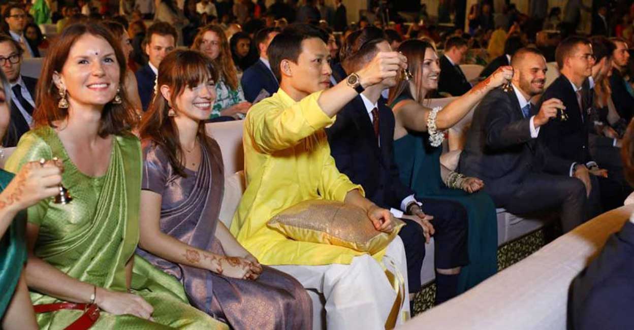 Resplendent Indo-Italian wedding of Sohan Roy's daughter charms Burj Khalifa | Lifestyle News ...