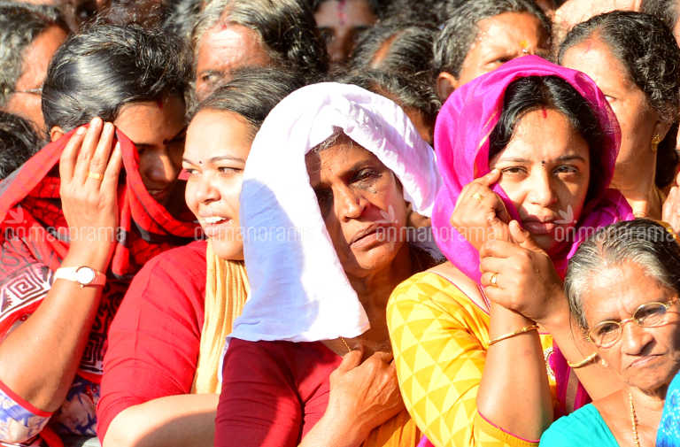 The iconic 'Pongala' festival begins at Attukal Temple | Travel News ...