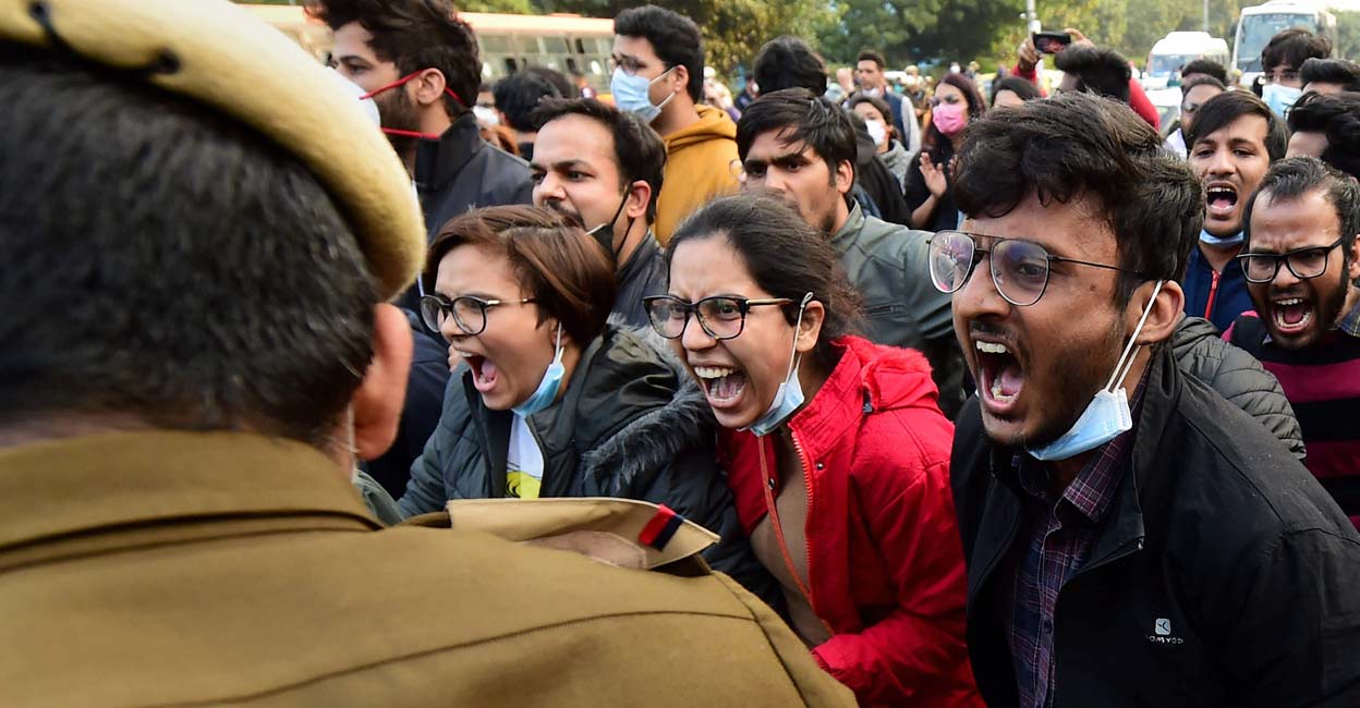 FIR against agitating resident doctors in Delhi after face-off with police