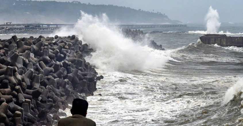 Cyclone Tauktae wreaks havoc on India's west coast, Gujarat braces for ...