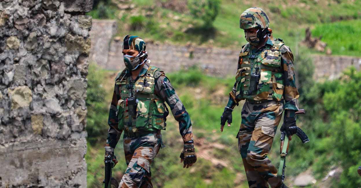 Two Army personnel killed in encounter with terrorists in J&K's Poonch | India News | Onmanorama