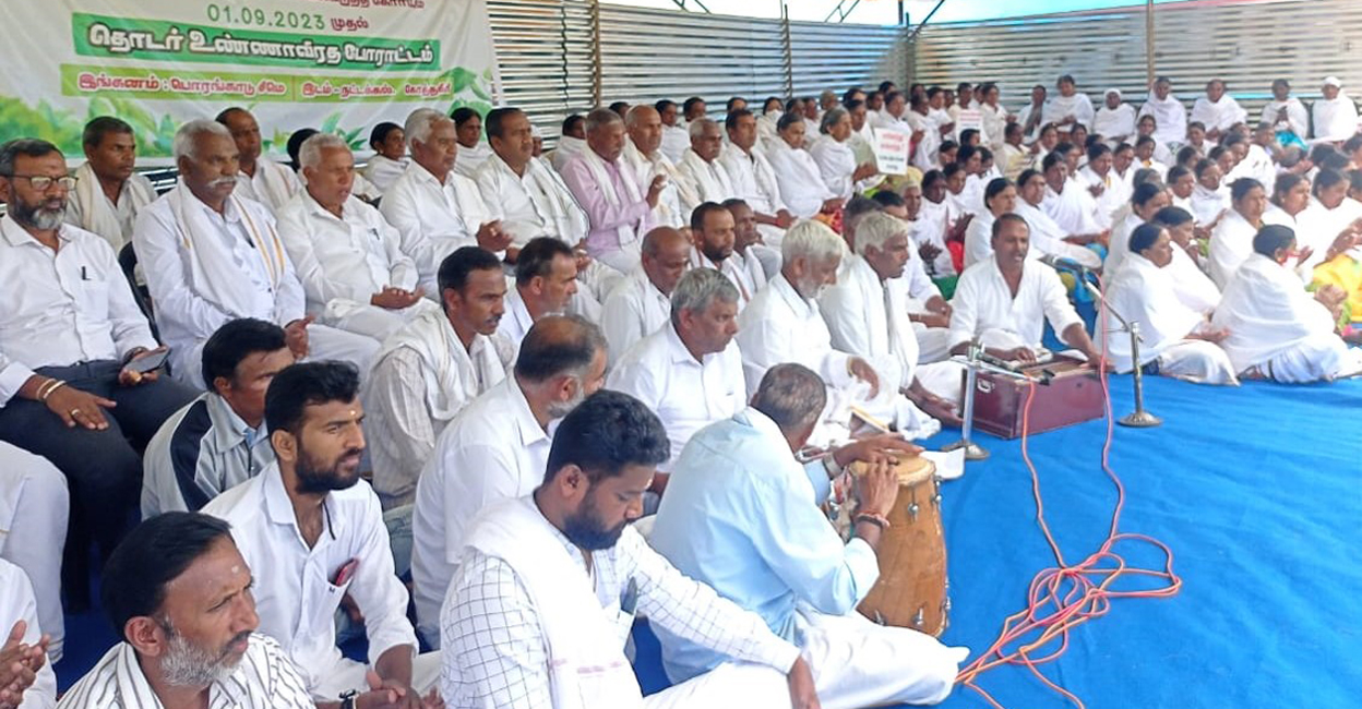 Farmer protests gain momentum in Nilgiris as tea prices drop | Kerala ...
