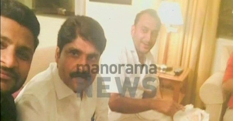 Mini Cooper 'rams' UDF now as photos show Congress leaders with Abu ...