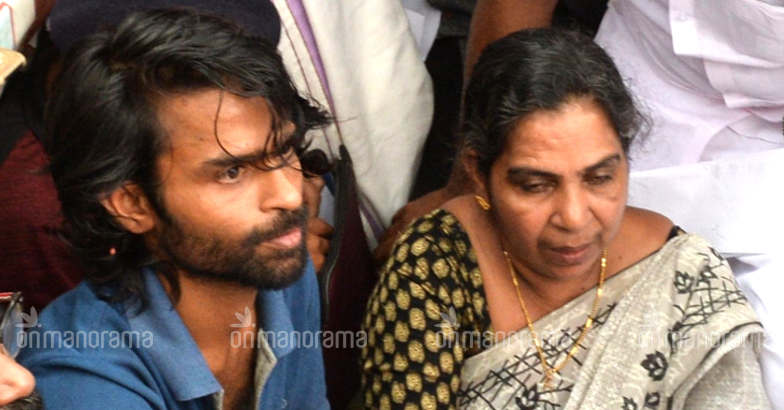 771 days on, Sreejith's protest bears fruit, CBI agrees to probe his ...