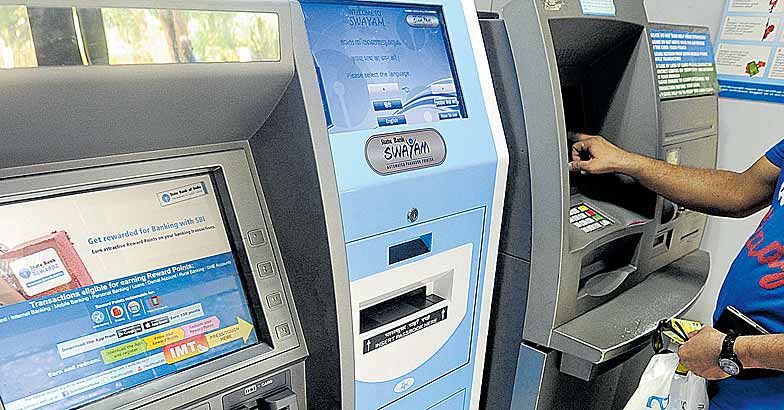 Rs 100cr needed to recalibrate ATMs for new Rs 100 notes | Latest India ...
