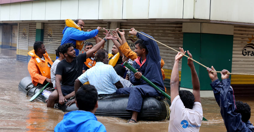Navy calls off rescue ops as floodwaters recede in Kerala | Kerala ...