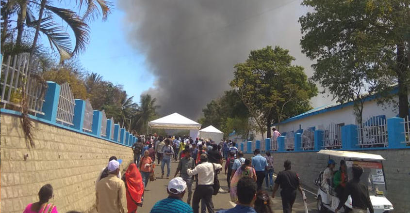 Fire at Aero India show parking lot, vehicles gutted | India | Manorama ...