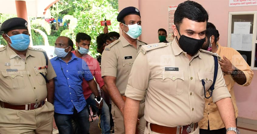 Kottayam housewife murdered during burglary, stolen gold recovered: Police