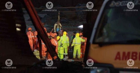 Wayanad landslides: Joint operation at twilight sees 80 rescued from ...