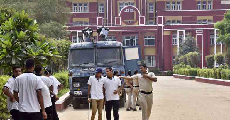 Ryan murder: Bus conductor's family to file case against police ...