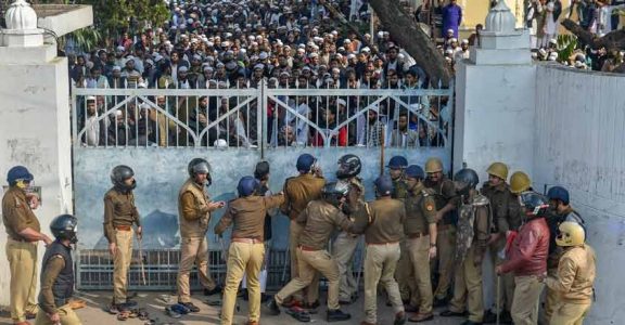 Street protests, BJP MLAs' rebellion new challenge for Yogi | India ...