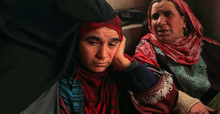 Pulwama suicide bomber radicalised after beating by troops: parents ...
