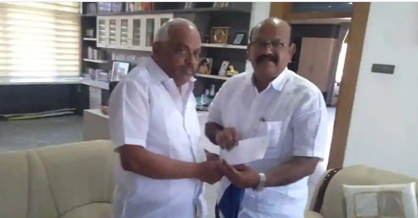Congress MLA Umesh Jadhav resigns from Karnataka Assembly | India News ...
