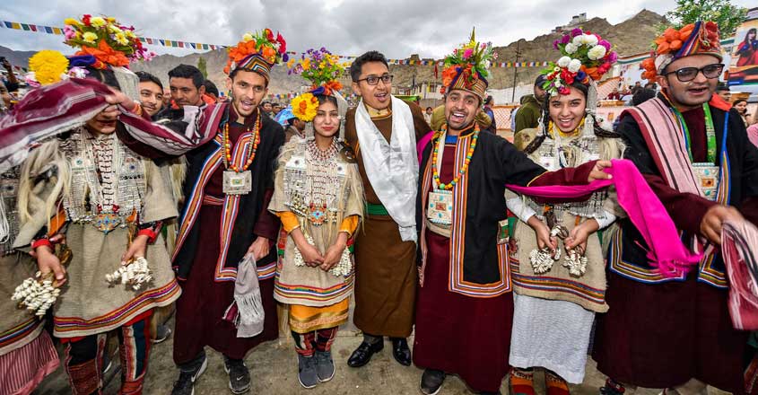 Ladakh leaders urge Centre for tribal-area status to protect land ...