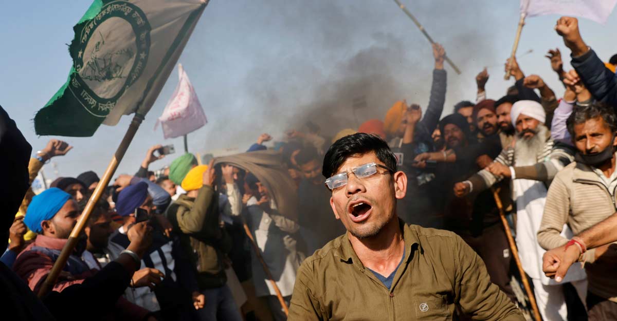 On day 3, Delhi-bound farmers stay put close to border, some at ...
