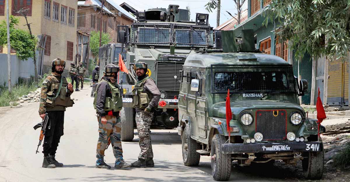 Five Hizbul militants killed in encounter with security forces in J&K's Shopian | India News ...
