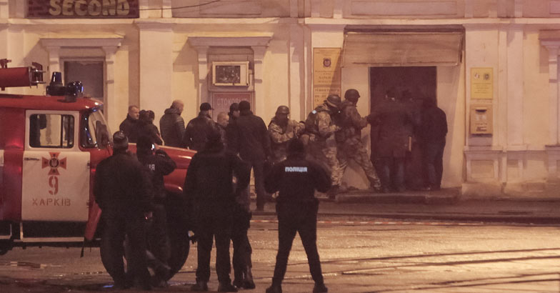 Ukraine hostages freed after police storm post office | Ukraine ...