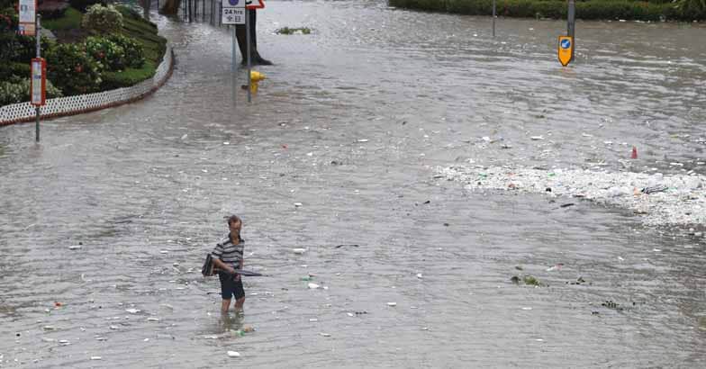 Typhoon Hato wreaks havoc in Hong Kong | Typhoon Hato | Hong Kong ...