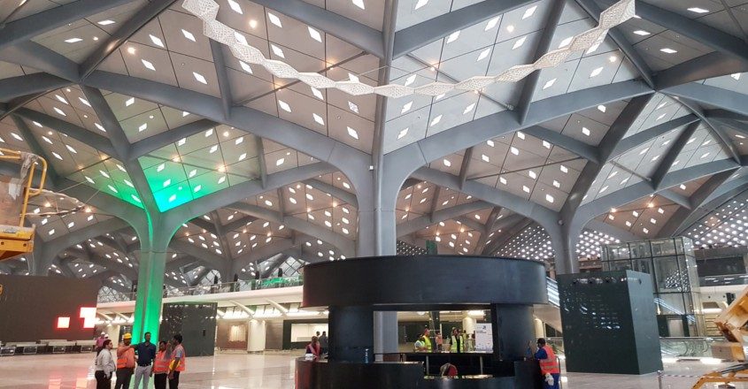 Saudi Arabia opens high-speed train linking Mecca and Medina | Saudi ...