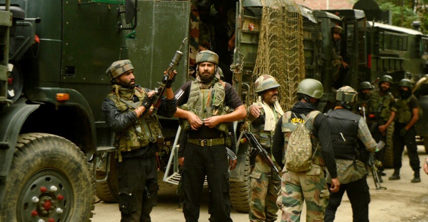 World powers urge restraint as Indo-Pak tension escalates | World news ...