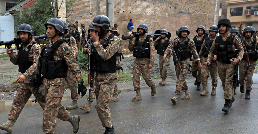 Five militants, one police officer killed in Pakistan raid
