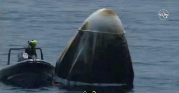 SpaceX capsule and NASA crew make first splashdown in 45 years | Video ...