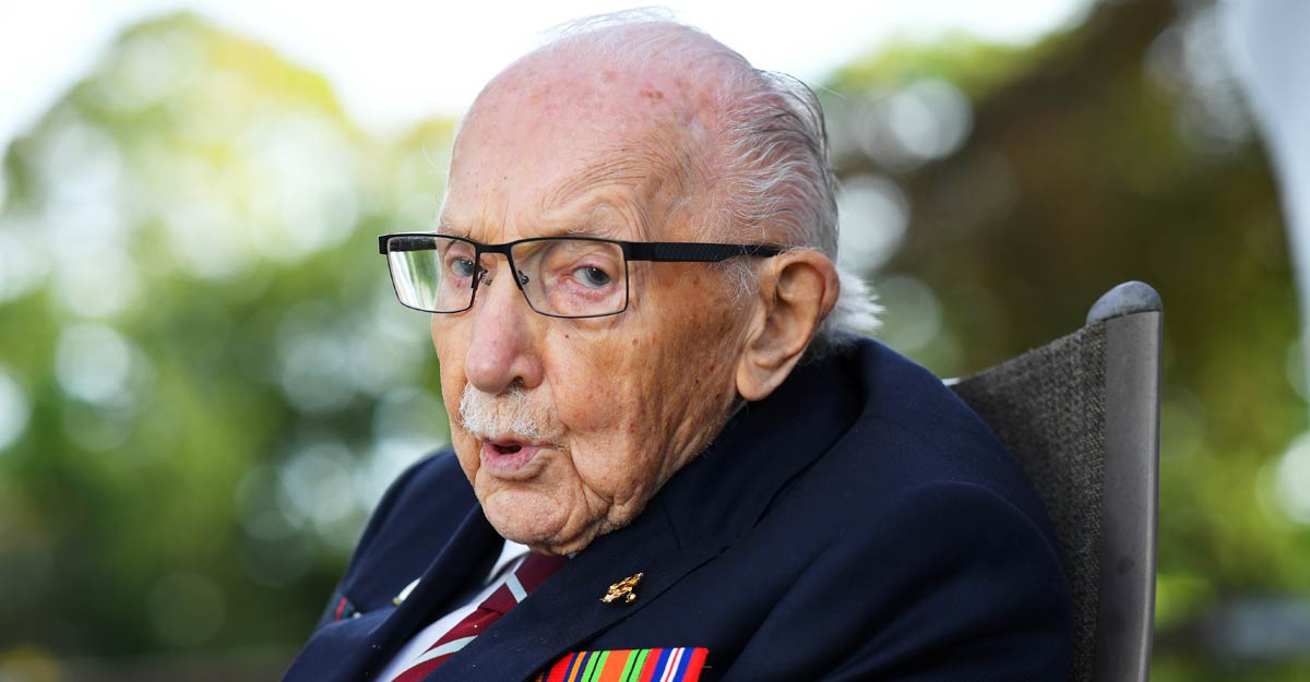UK's record-breaking fundraiser Captain Tom Moore dies aged 100 | World ...